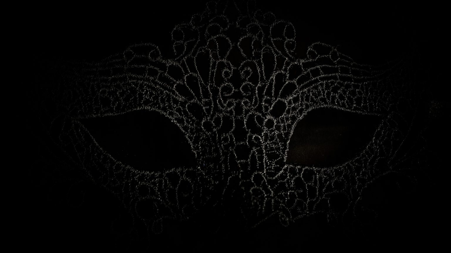 101+ Hình nền đen 4k đẹp ngầu, background màu đen huyền bí